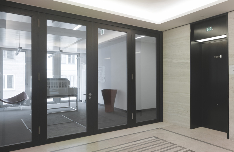 Steel tubular doors and partition wall system-Hörmann_